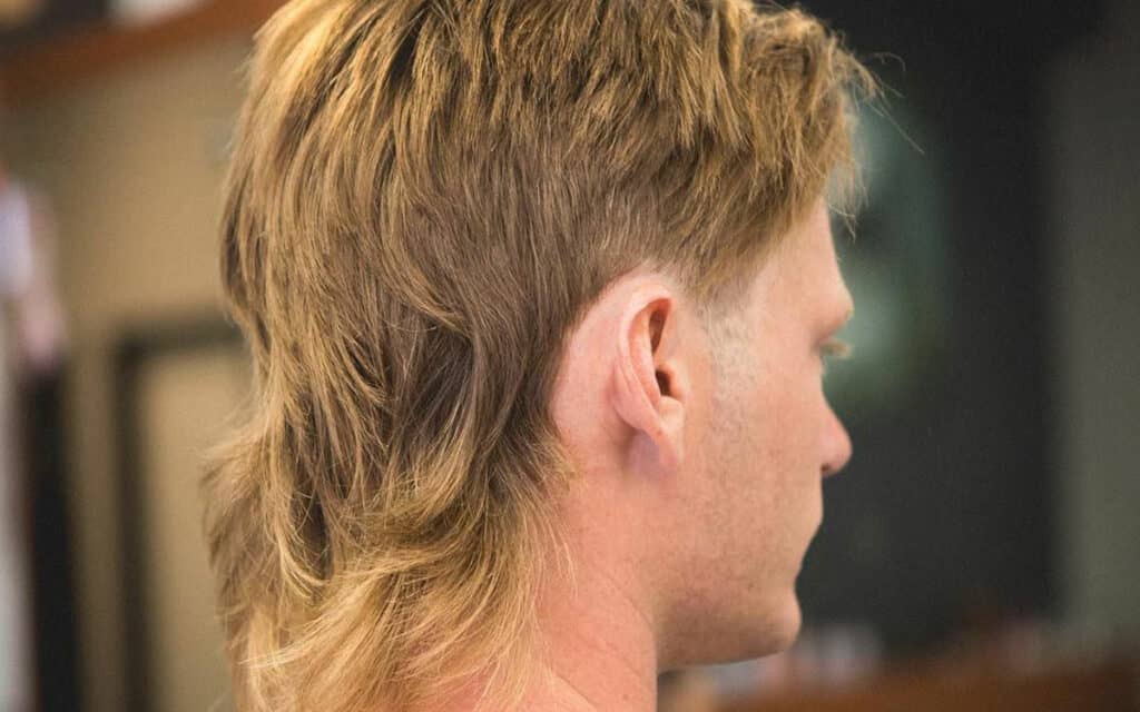 7 Gaya Rambut Mullet Pria yang Lagi Populer Saat Ini
