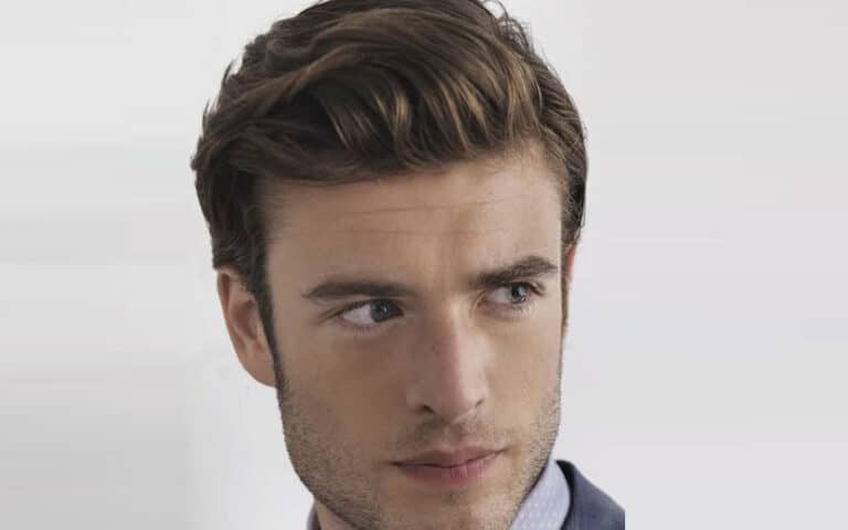 6 Rekomendasi Potongan Rambut Ikal Pria, Keren dan Modern!