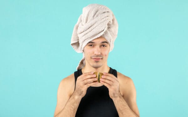 7 Pilihan Masker Rambut Alami untuk Rambut Kering dan Lepek