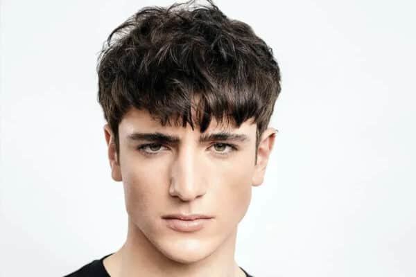 11 Model Rambut Poni Pria yang Bikin Gemas Kaum Hawa