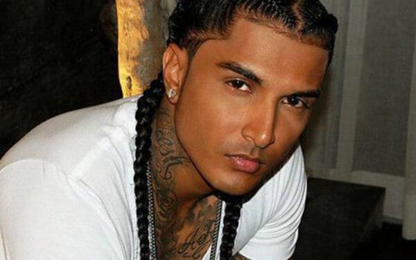 7 Gaya Rambut Kepang Pria, Lebih dari Sekadar Keren!