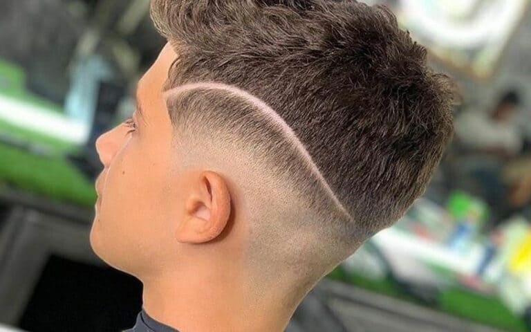 8 Inspirasi Potongan Rambut 2 Jari, Bikin Keren dan Kekinian