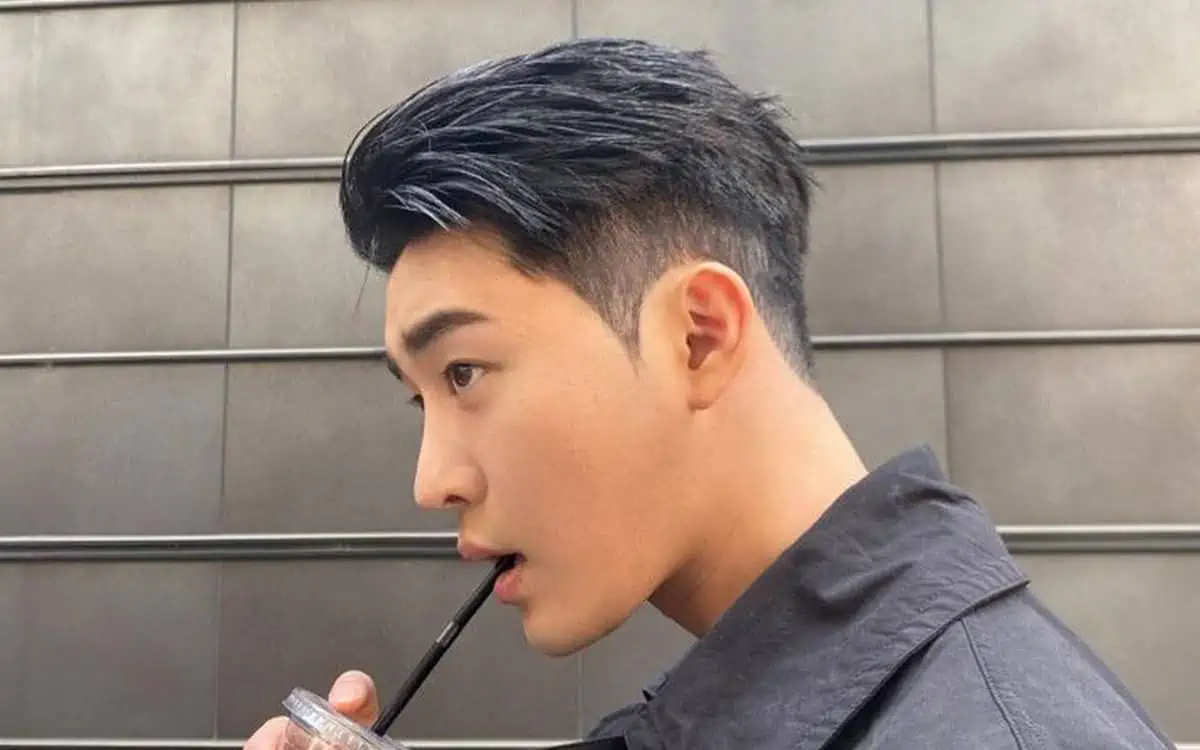 8 Inspirasi Potongan Rambut 2 Jari, Bikin Keren dan Kekinian